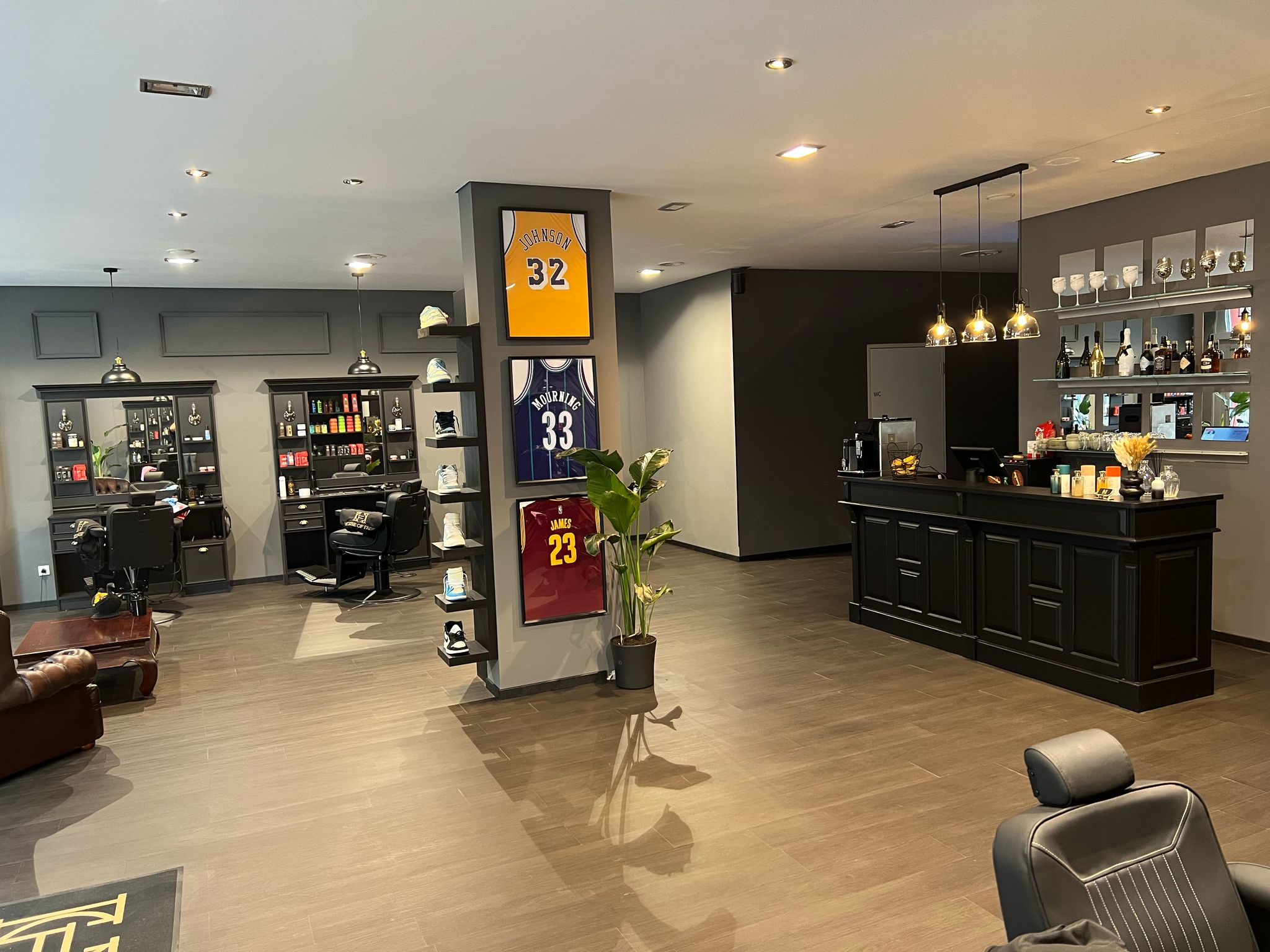 HOUSE OF FADE Barbershop in München - Jetzt Termin buchen